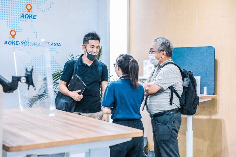 The customer is in discussions with our staff about further cooperation ...